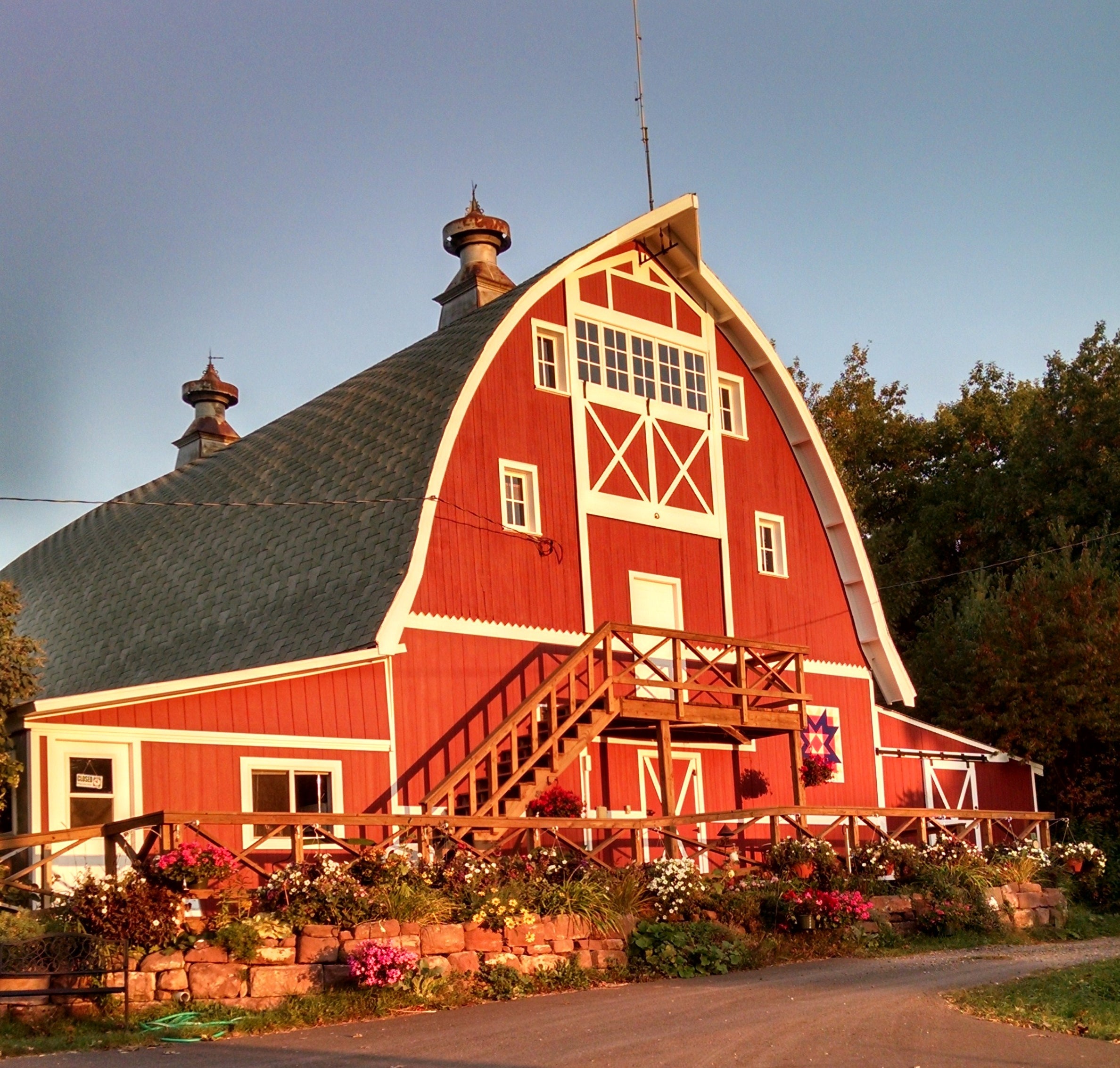 HAUSER'S Superior View Farm – Hauser's Superior View Farm